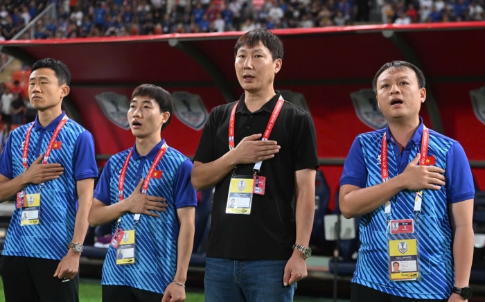 HLV Kim Sang-sik 'thay máu' nhân sự ĐT Việt Nam, tiết lộ tiêu chí lựa chọn nhân tài